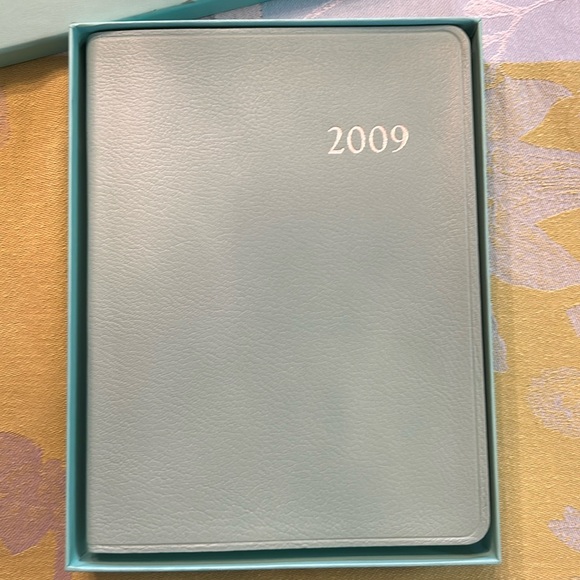 Tiffany & Co. | Office | Tiffany Co 209 Agendajournal Tiffany Blue ...